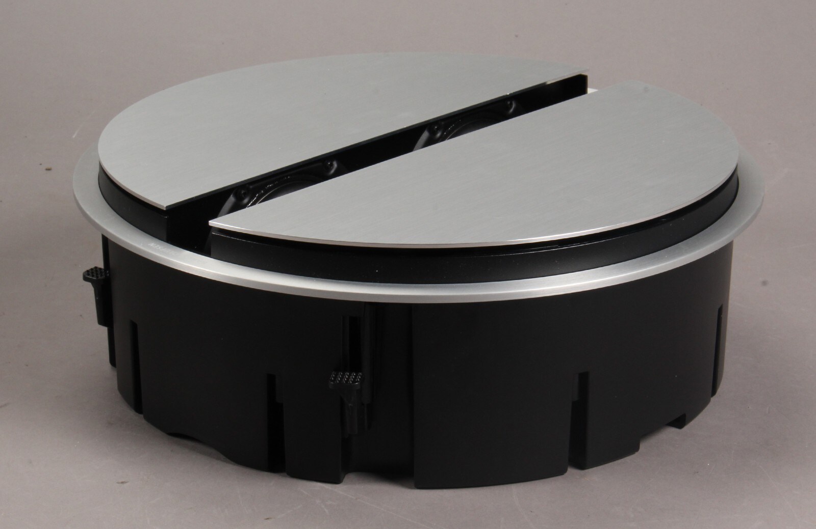 Bang & Olufsen. Beolab 16, subwoofer | Barnebys