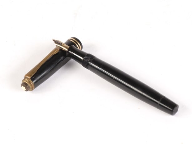 Older Montblanc fountain pen | Lauritz.com