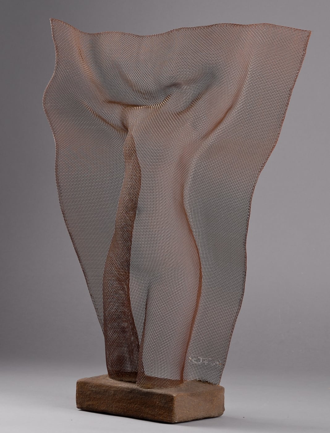 Vibeke Falk. Iron net sculpture | Lauritz.com