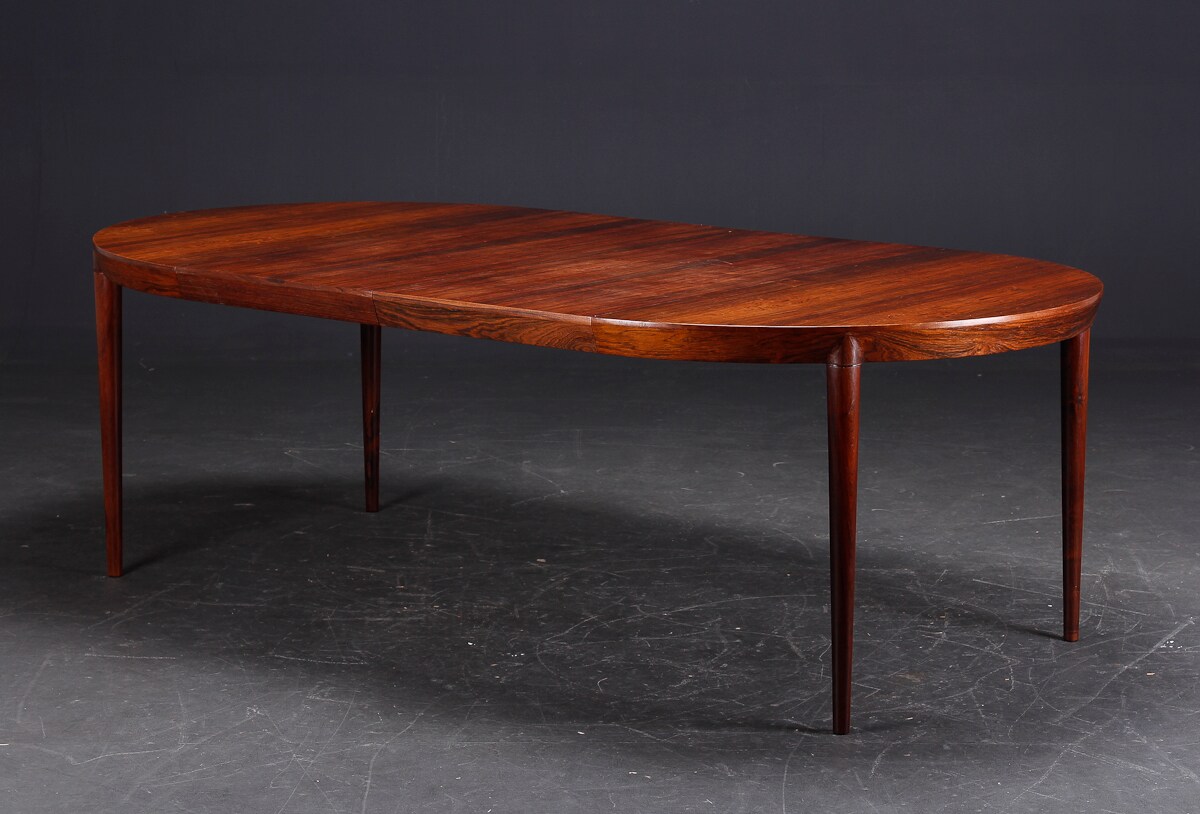 Slutpris för Haslev Møbelfabrik. Rundt spisebord, palisander