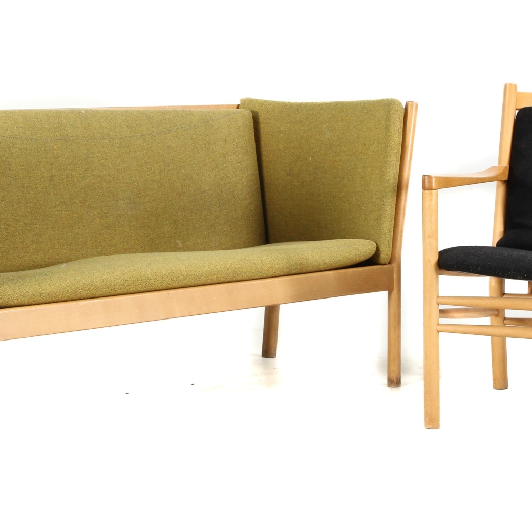 Erik Jørgensen. To-pers. tremmesofa samt lænestol, model J147 og J148 ...