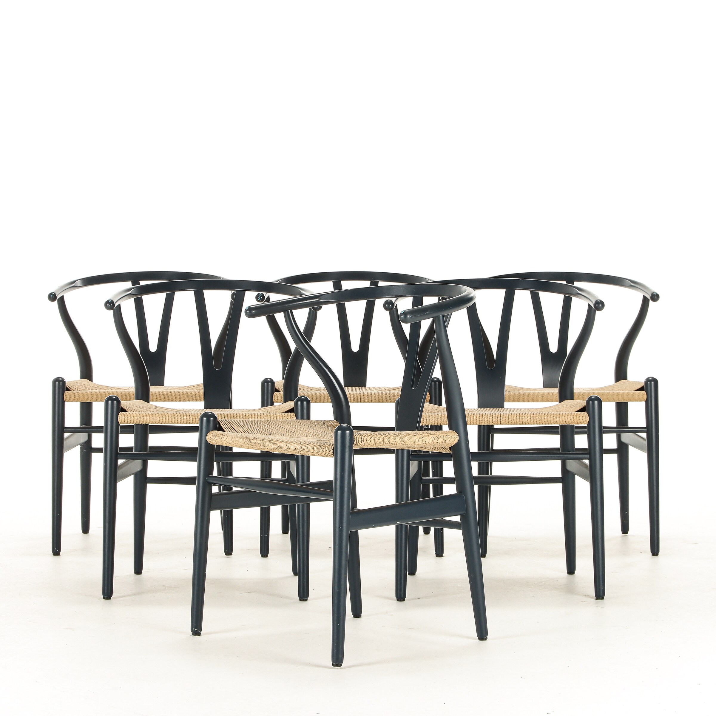 Hans J. Wegner for Carl Hansen. Seks Y-stole. Model 'CH24' (6 ...