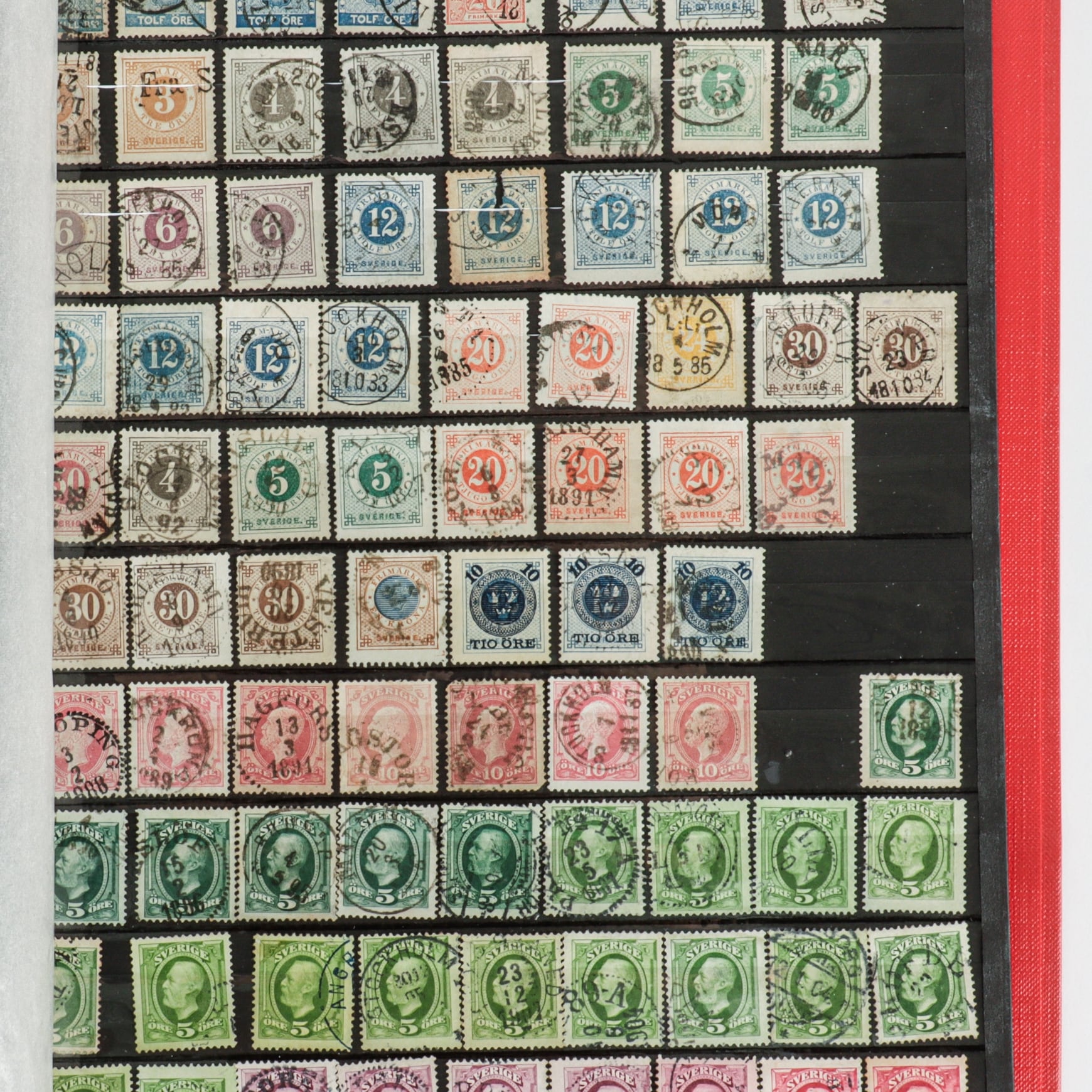 LOT 152. REALISATION. Parti dubletter HELE VERDEN i flyttekasse opsat ...
