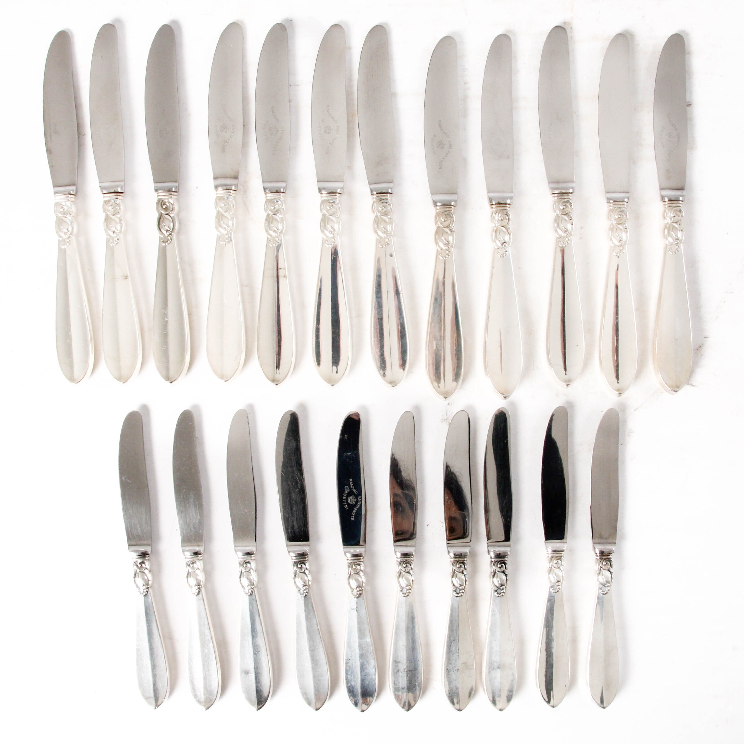 Collection Princess dinner and lunch knives with handles of tea tower ...
