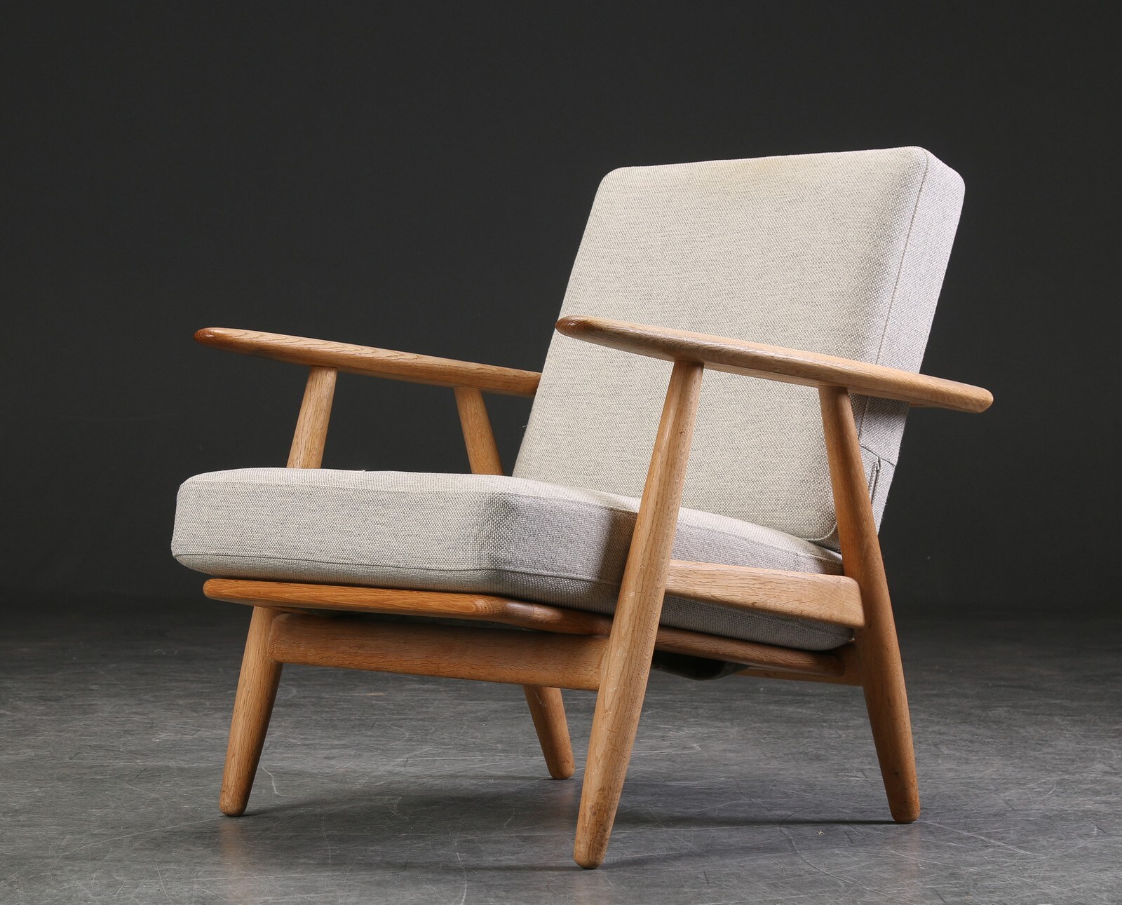 Hans J Wegner L nestol Cigaren Model GE240 Egetr Lauritz