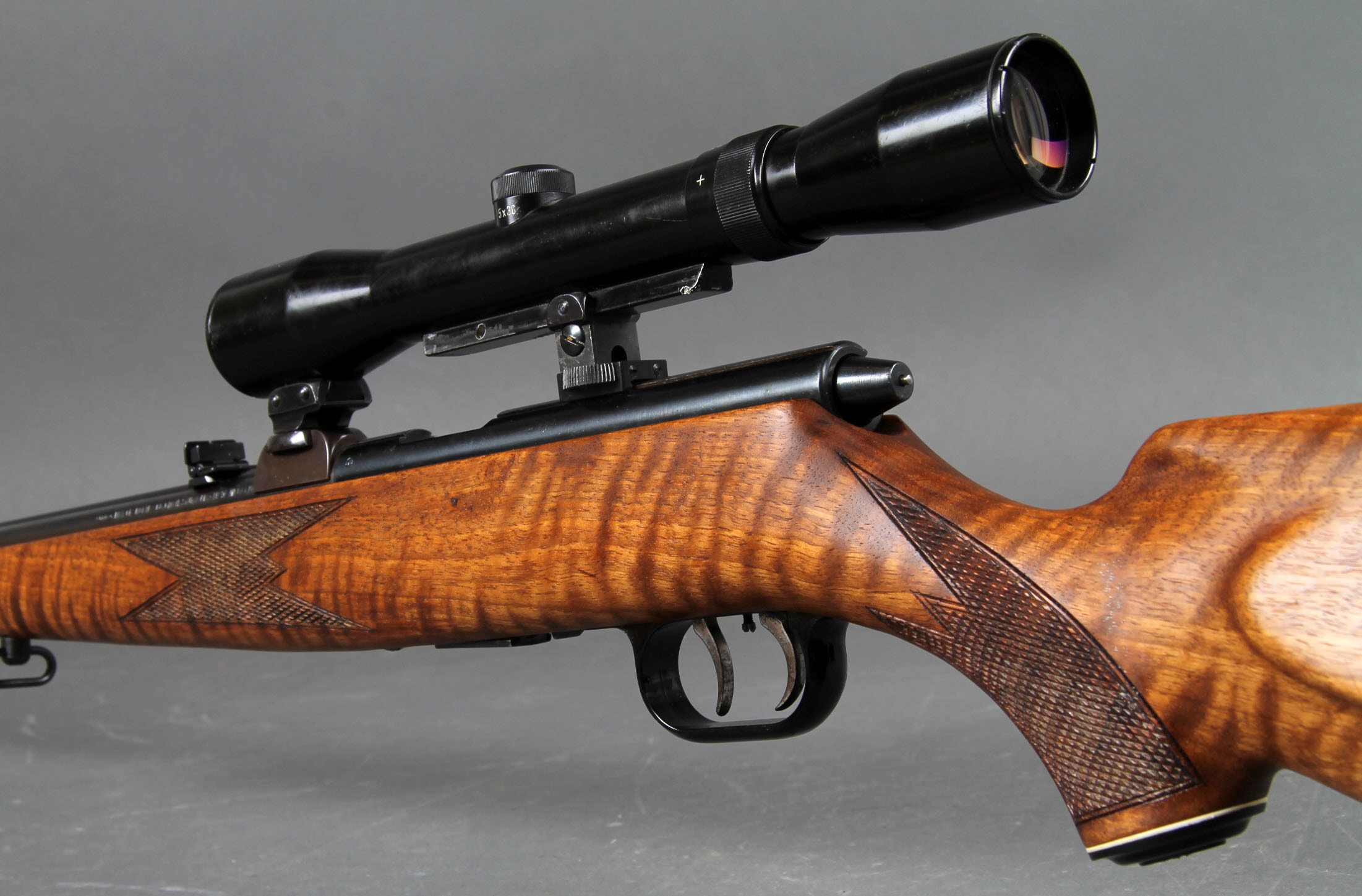 Krico 22 magnum serial no 228431, med snelle og stik magasin | Lauritz.com