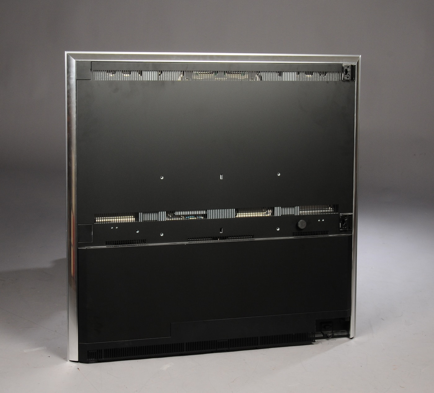 Bang og Olufsen. Beovision 10- 40, Silver/black | Lauritz.com