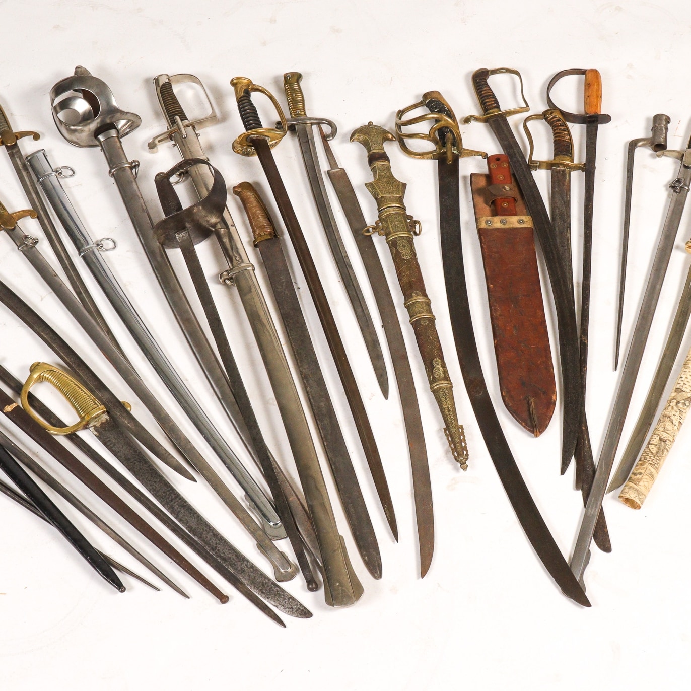 Large collection of antique edged weapons, 19th century | Lauritz.com