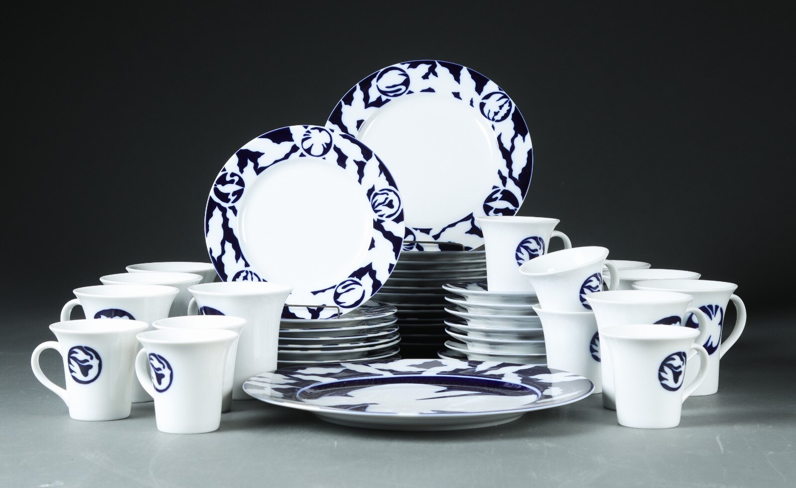 Lin Utzon for Rosendahl. Service af porcelæn, H.C. Andersen (44) | Barnebys