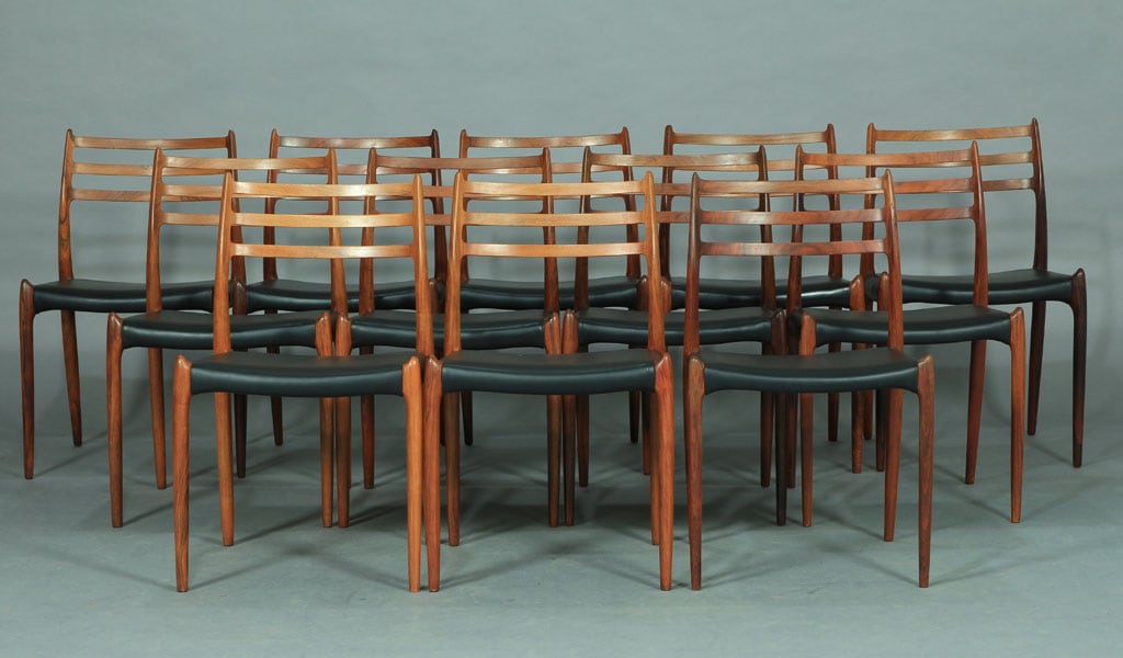 Niels O. Møller. Sæt på tolv stole af palisander, model 78 (12 ...