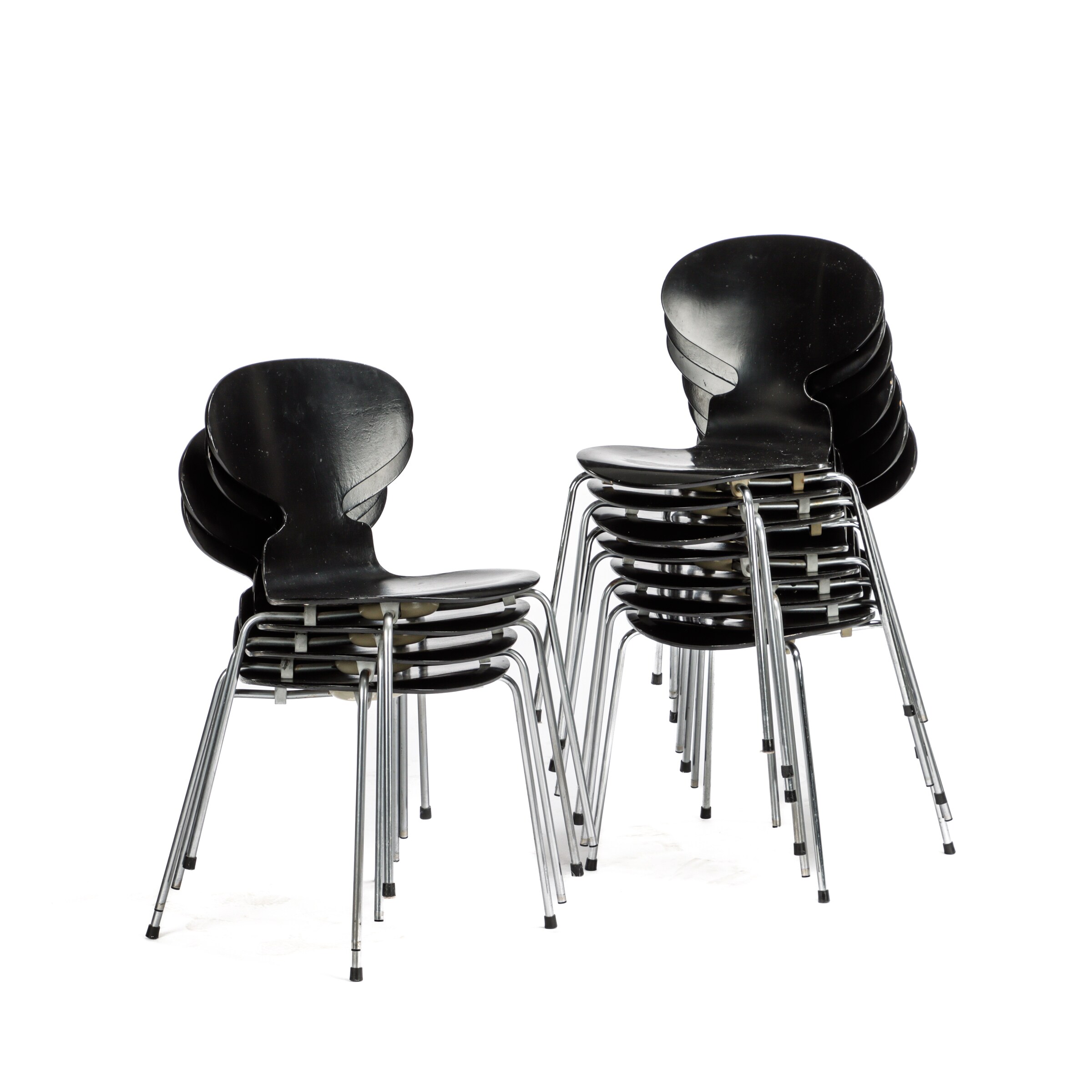 Arne Jacobsen. Elleve 'Myren' stole, model 3101 (11) | Lauritz.com