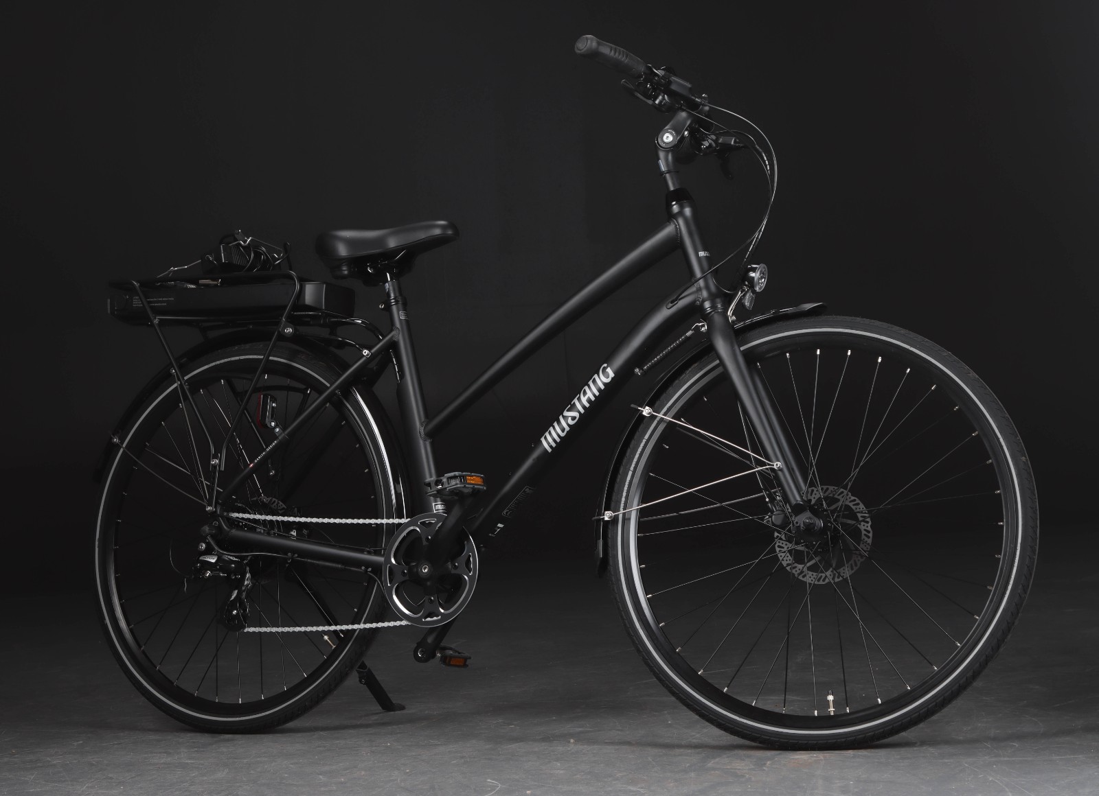 Mustang. Dame El-cykel. | Barnebys