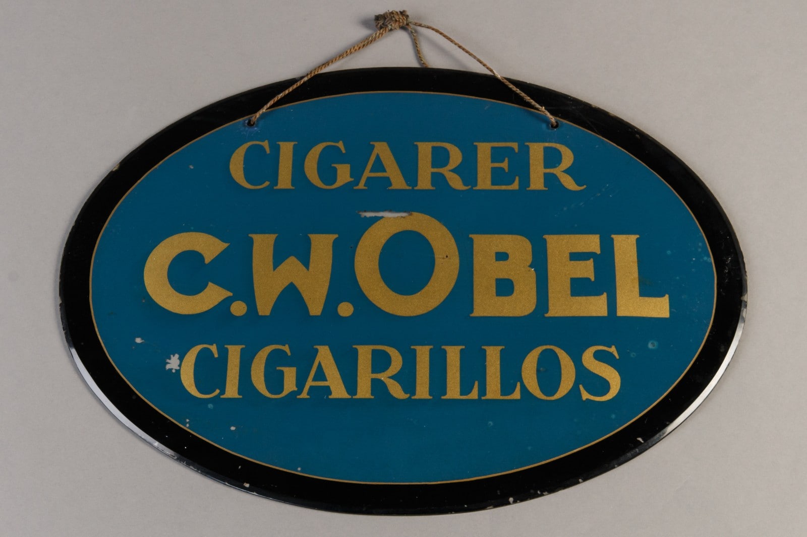 C. W. Obel: Cigarer cigarillos glasskilt | Barnebys
