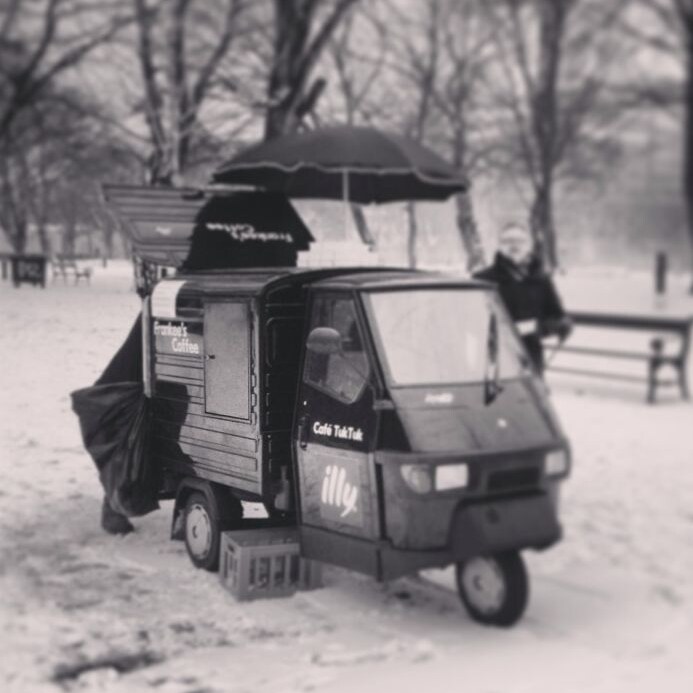 2 timer med Frankees Coffee Café Tuk Tuk – til fordel for Ungdommens ...