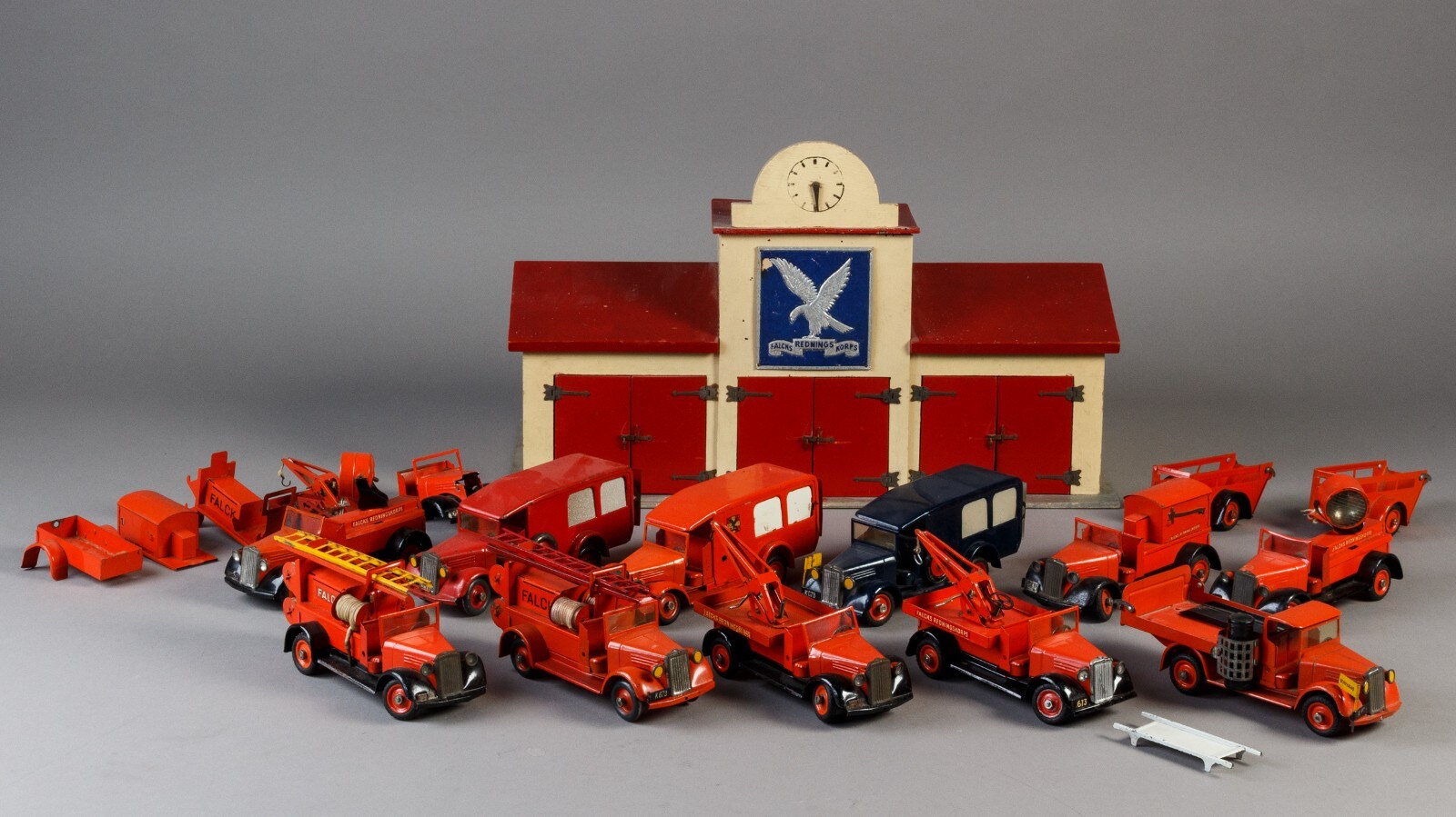 Tekno blikbiler med Falck station (19) | Lauritz.com