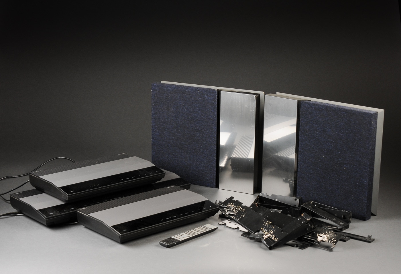 Beogram 3500, Beocord 3500, Beomaster 3500 samt to højtaler. | Lauritz.com