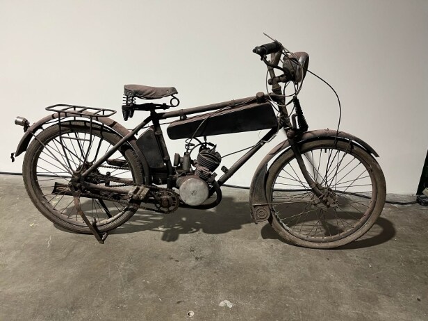 Csepel 100 | Lauritz.com