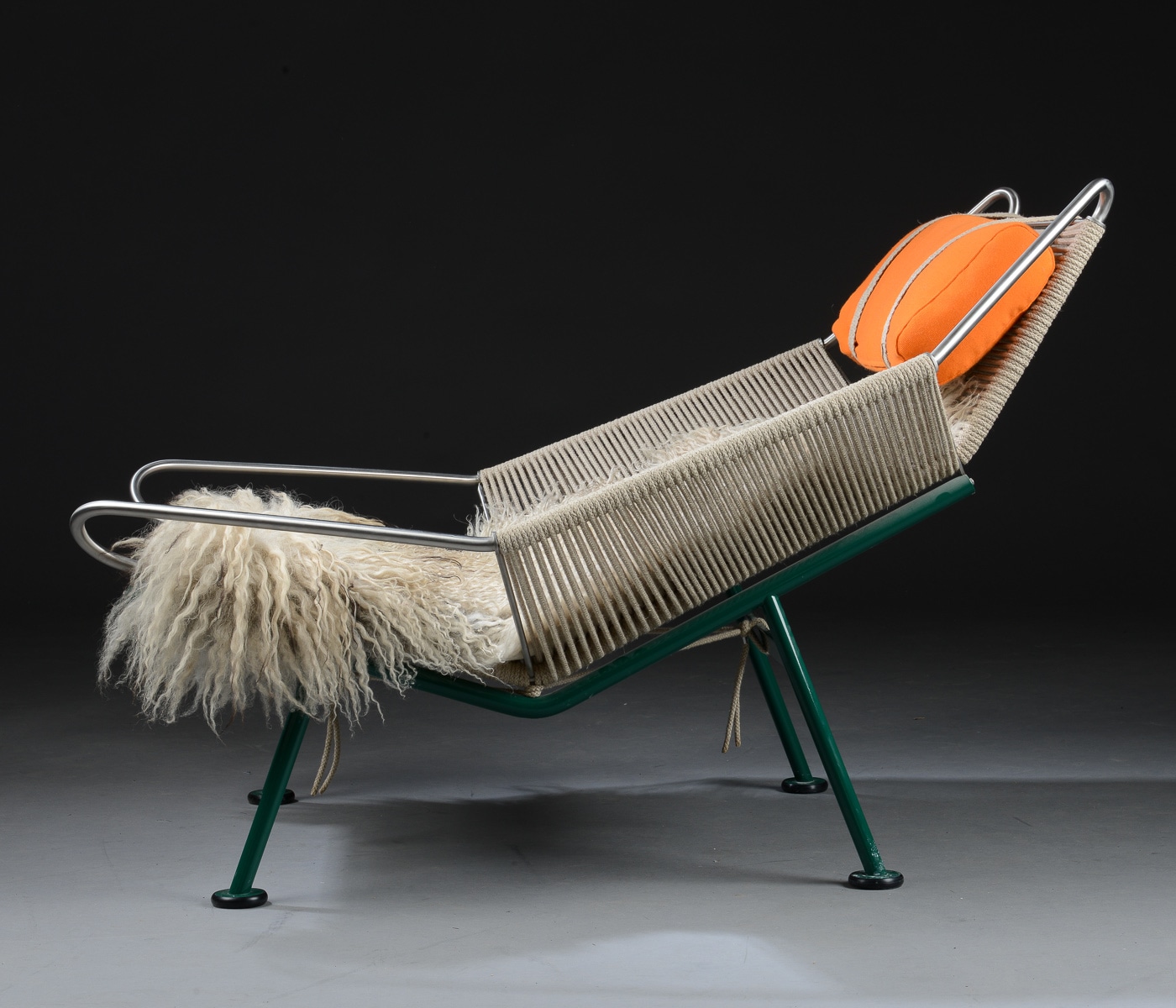 Hans J. Wegner. Lænestol, 'Flaglinestol', model PP-225 | Lauritz.com