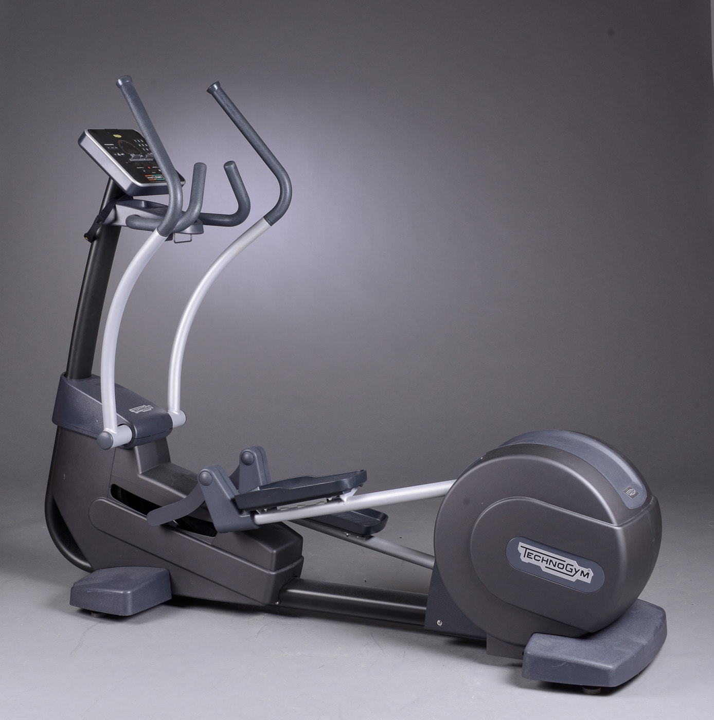 Technogym. Crosstrainer, model Synchro Forma | Lauritz.com