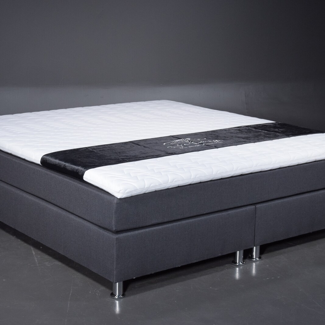 Luka Design, Continental 140 seng | Lauritz.com