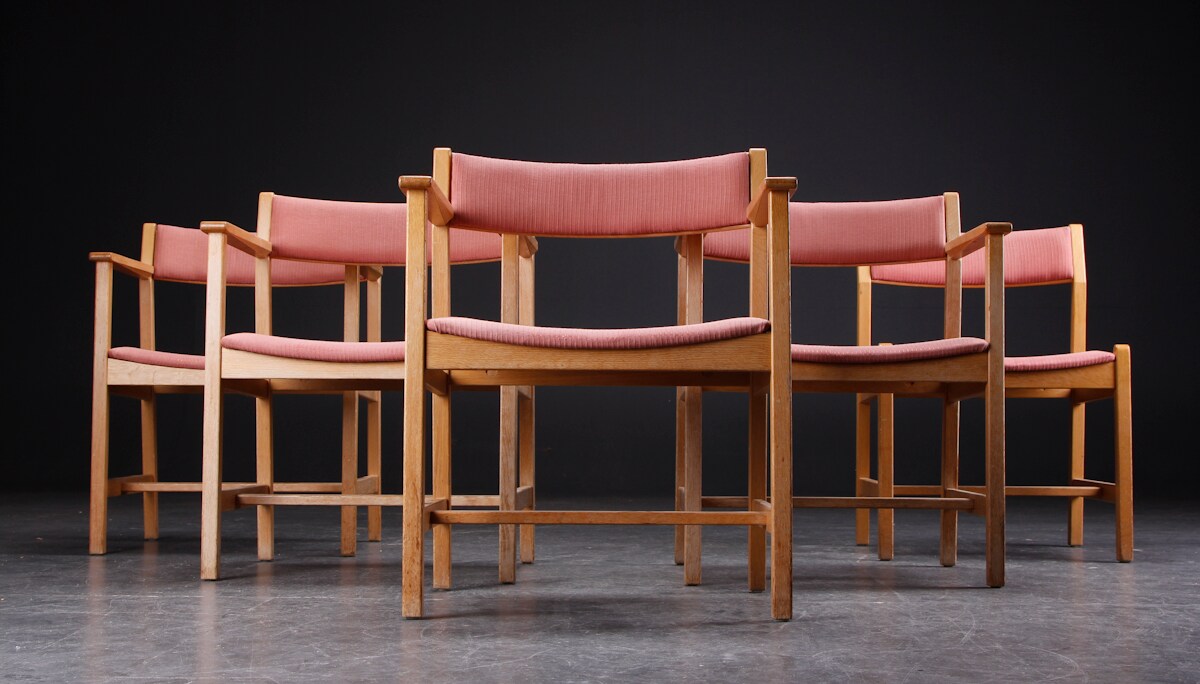 Børge Mogensen. Fem stole, model 3248. (5) Denne vare er sat til omsalg ...