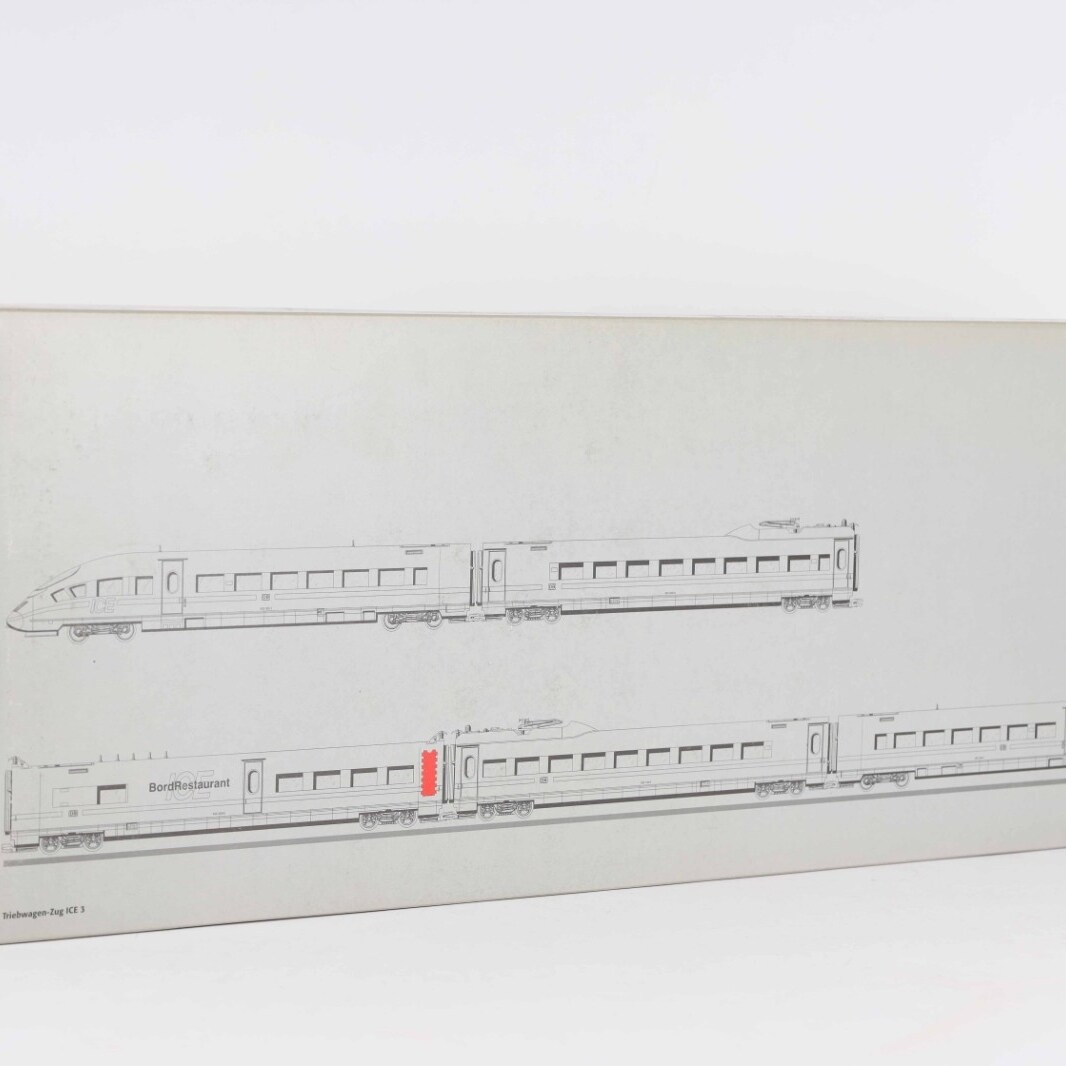 Märklin 37783 Digital HO: ICE 3 powered railcar train | Lauritz.com