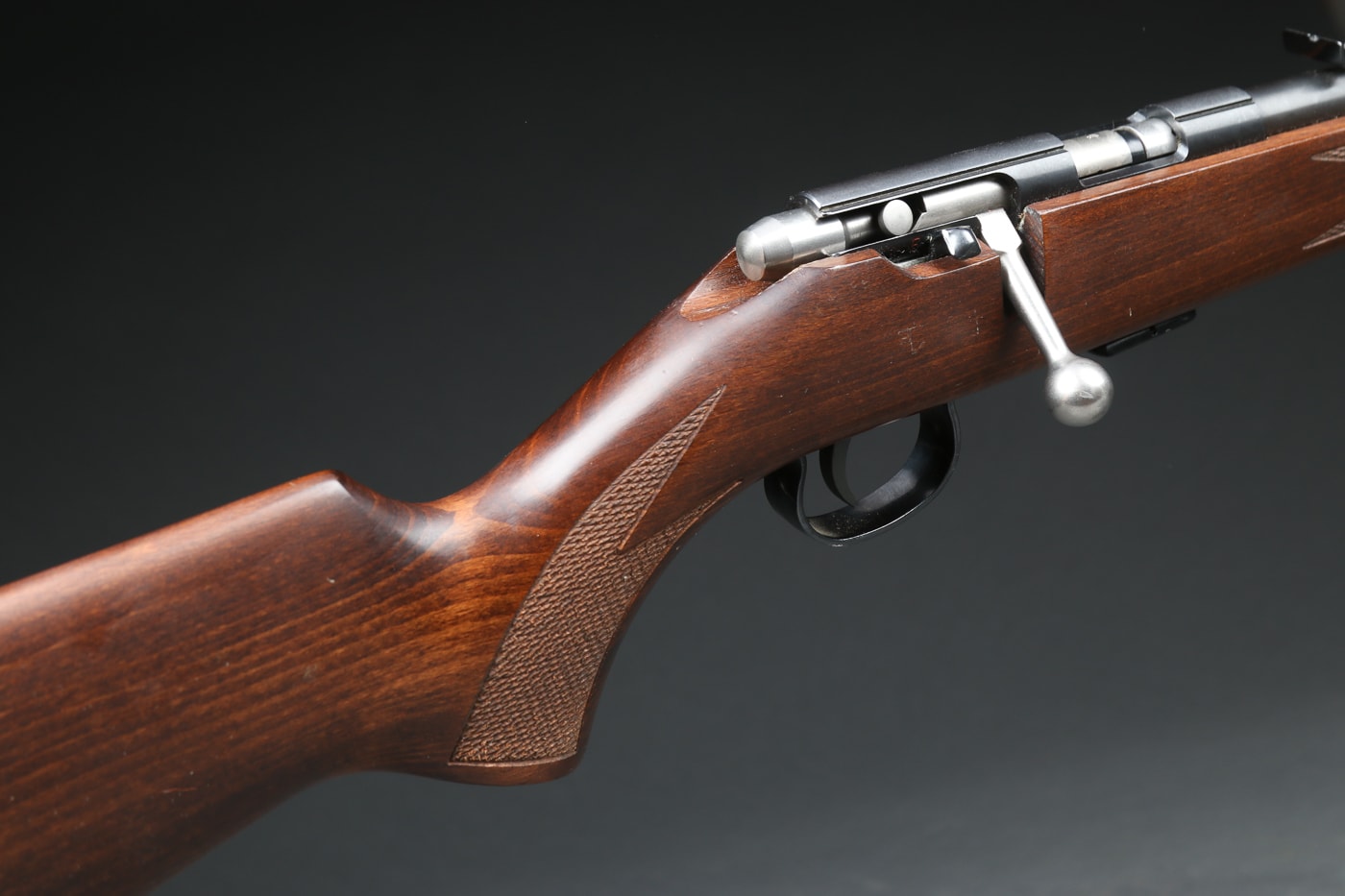 Anschutz Salonriffel model 1450. Kaliber 22 LR. | Barnebys